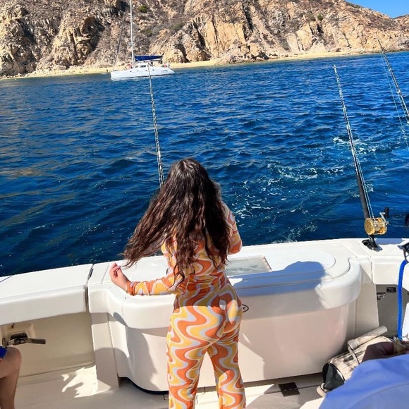 Petra's Closet (@elsa_martinez11) | Poshmark